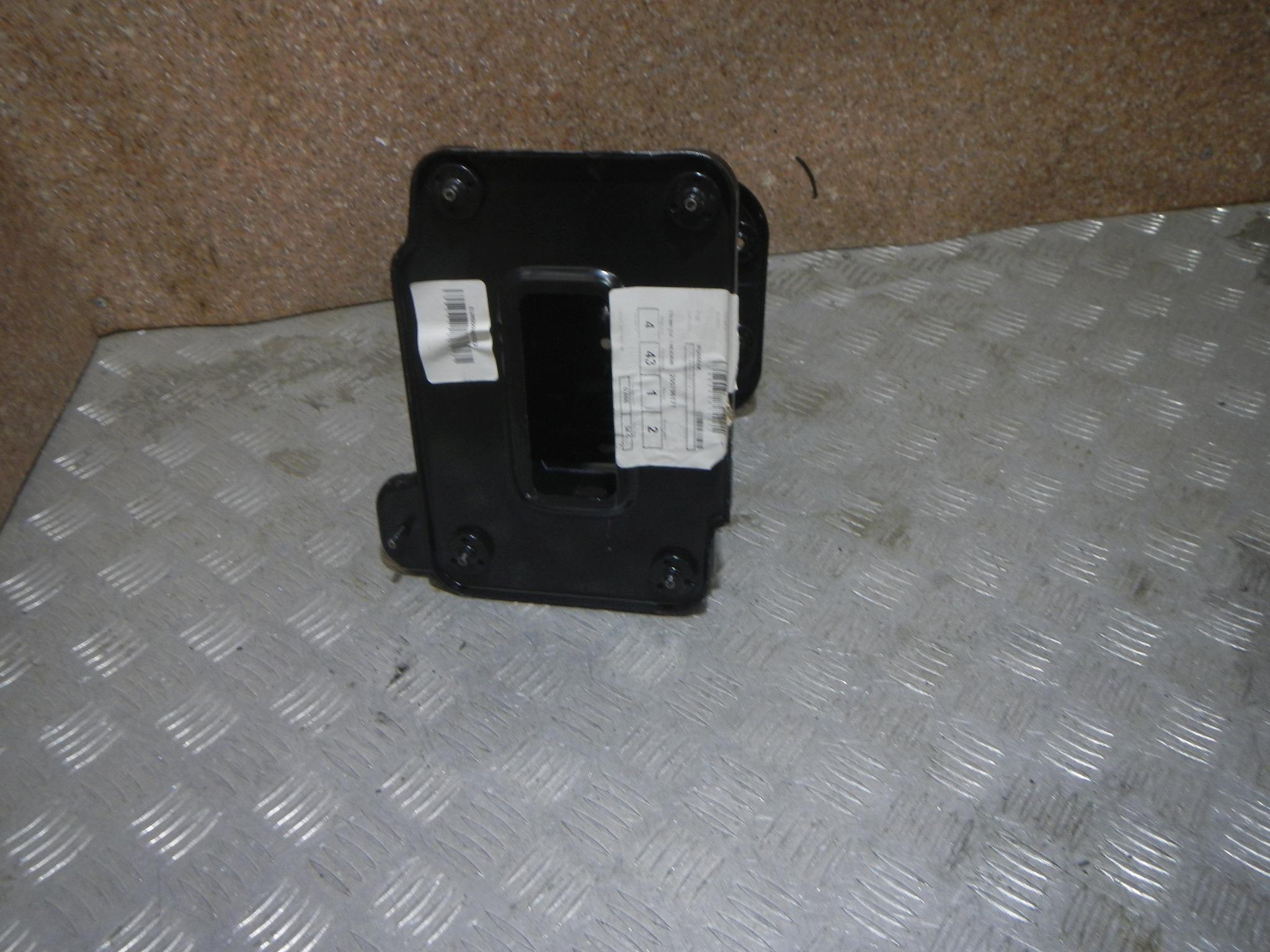 Кронштейн усилителя бампера переднего, Chevrolet (Шевроле)-CAPTIVA C140 ...