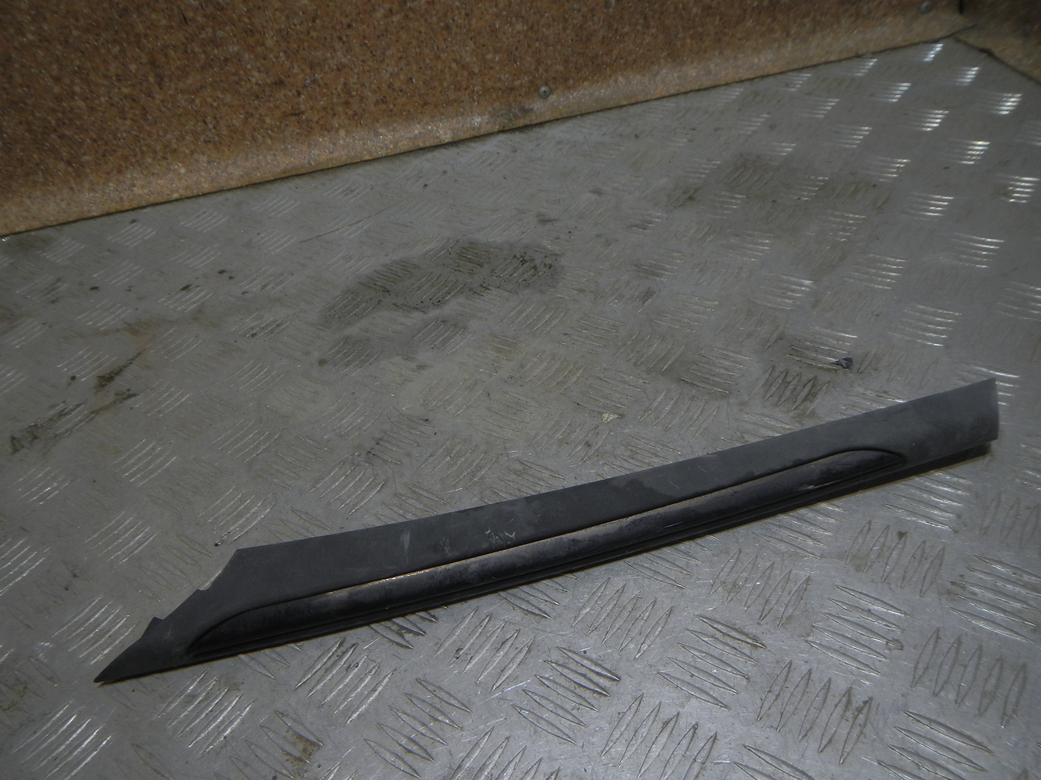 Молдинг бампера переднего левый, Porsche (Порше)-CAYENNE 9Y0 (17 ...